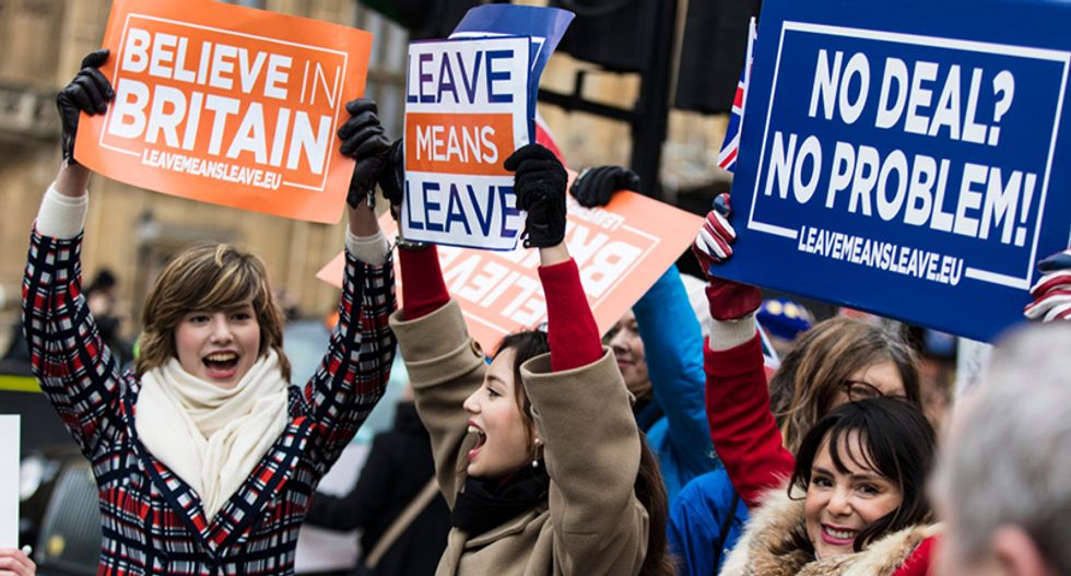 UK journalist famous for Brexit reporting warns about dark money in ...