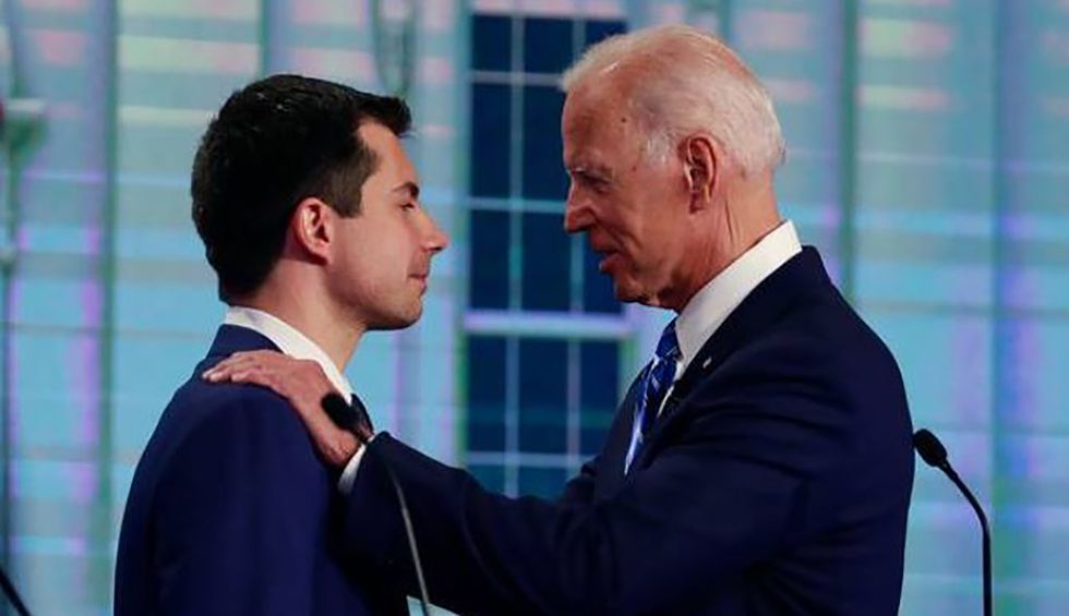 CNN moderators slammed for ignoring price tag of endless war — but ...