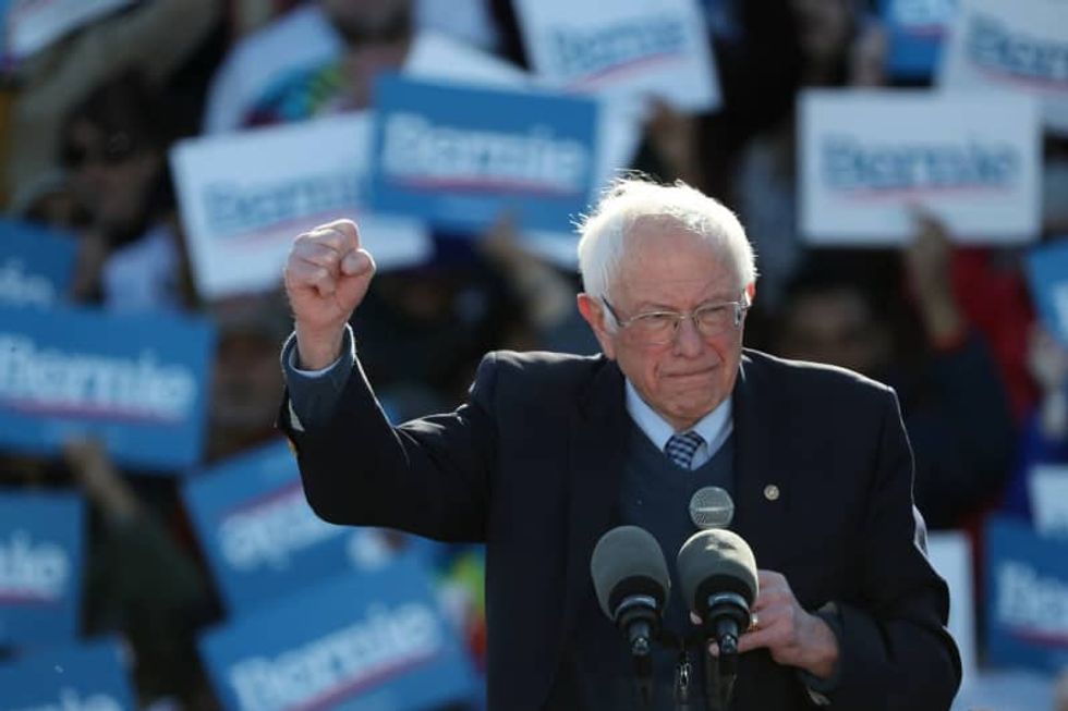 At huge Grant Park rally, Bernie Sanders tries to recapture front ...