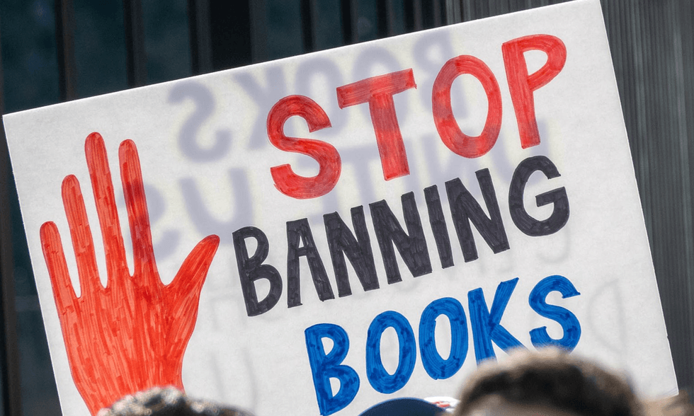 Parents slam 'unelected extremist from Tennessee' behind book-banning ...